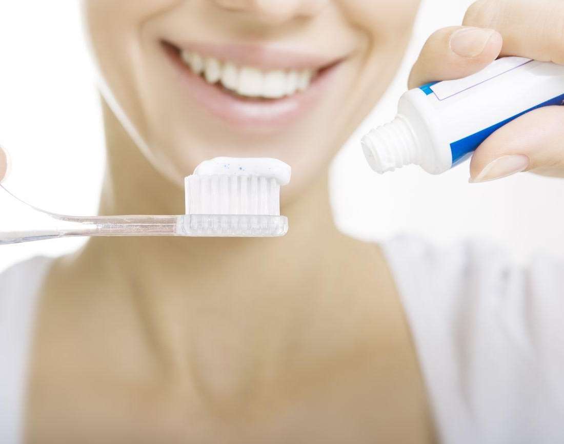 Is Baking Soda Toothpaste Good for Teeth? | Preventive Dentistry Mona ...